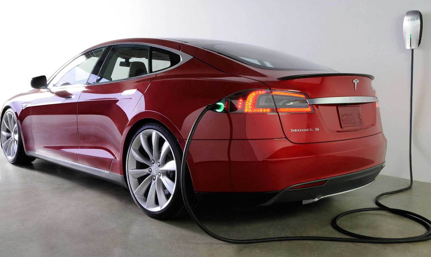 Tesla: Los coches eléctricos que están cambiando el futuro