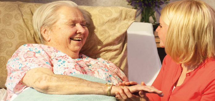 ¿Cómo saber si alguien está muriendo? 10 señales que pueden ayudarte