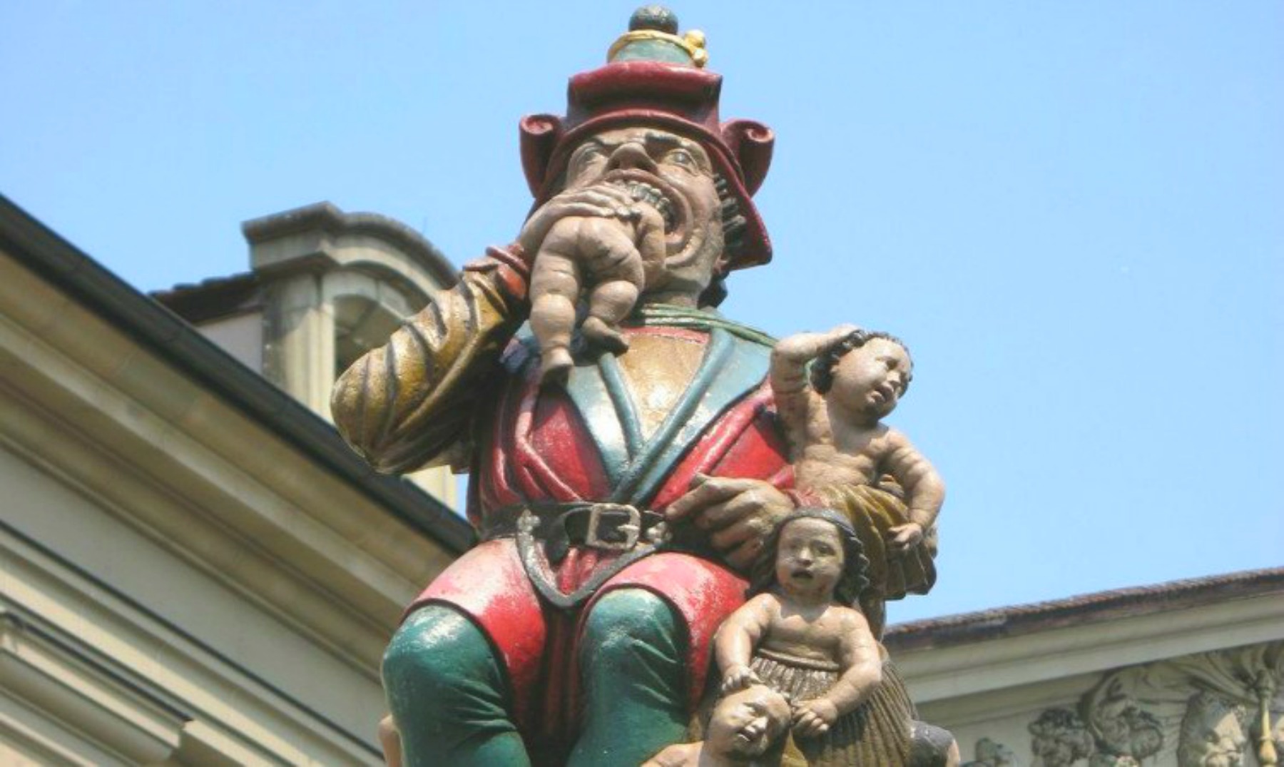 La escultura más INQUIETANTE del mundo | Se discute qué representa