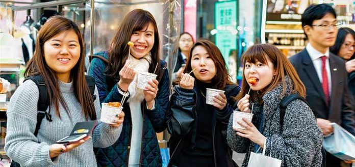 ¿Por qué los coreanos cuentan su edad de manera diferente?