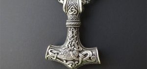 La leyenda del martillo de Thor | El arma del Dios del Trueno