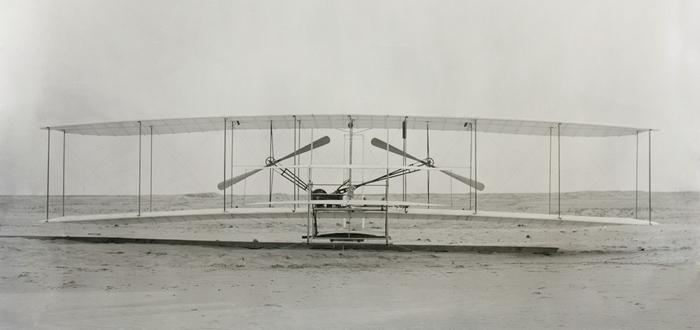 ¿Quién inventó el avión? | Historia del primer avión y evolución
